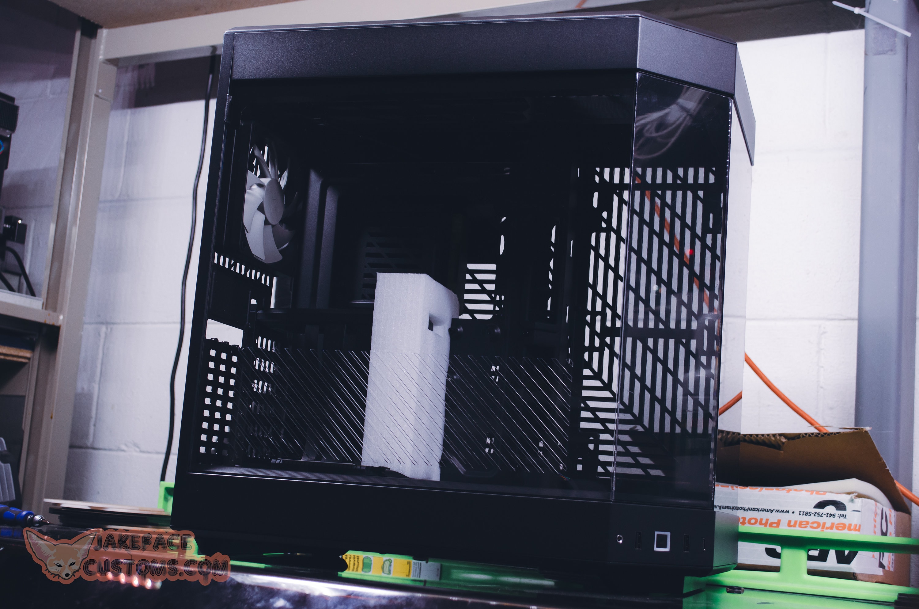 Hyte Y60 Custom Vented Side Panel - Etsy UK