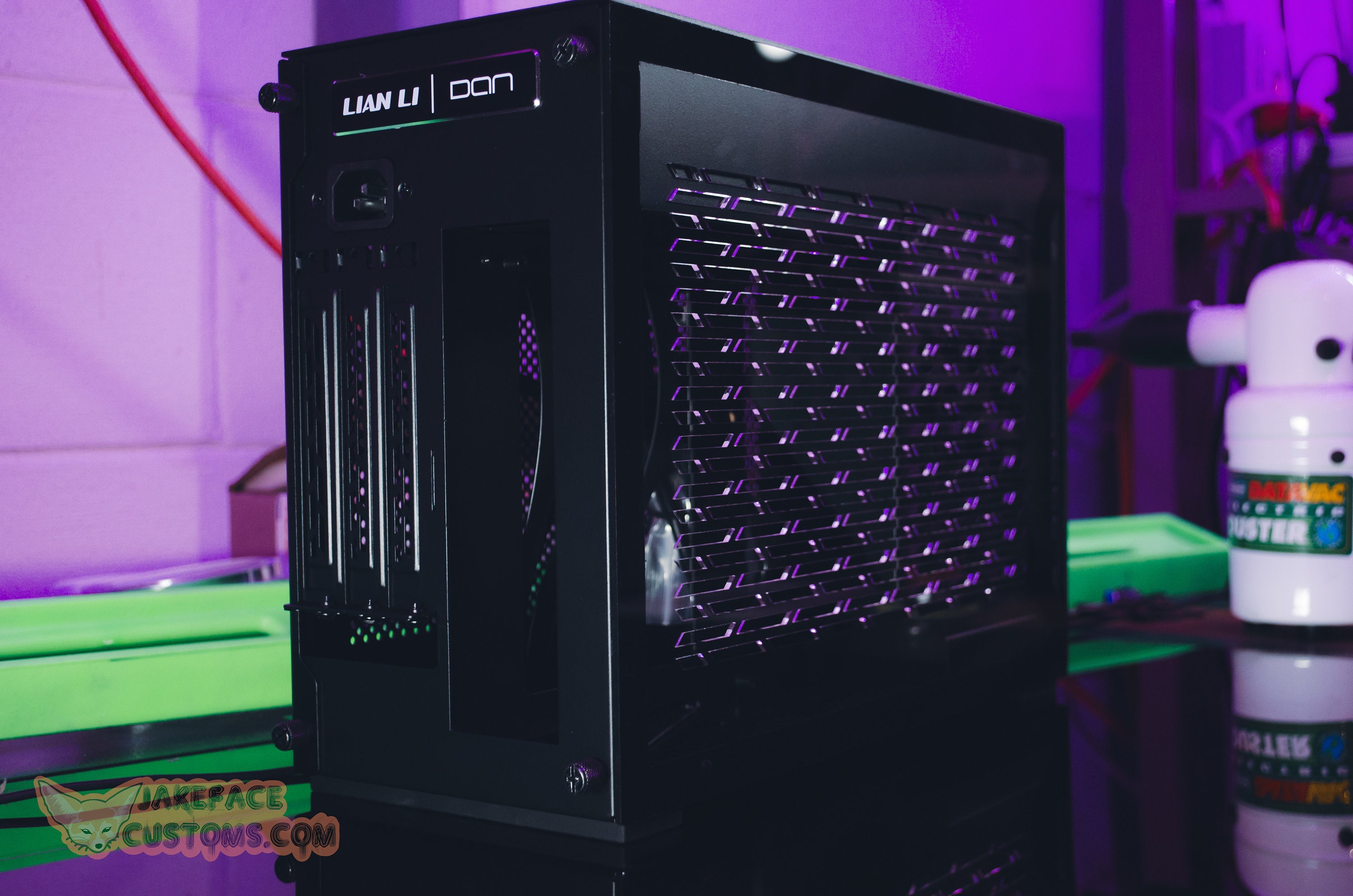 Lian Li A4H2O Custom Vented Side Panel - Etsy Canada