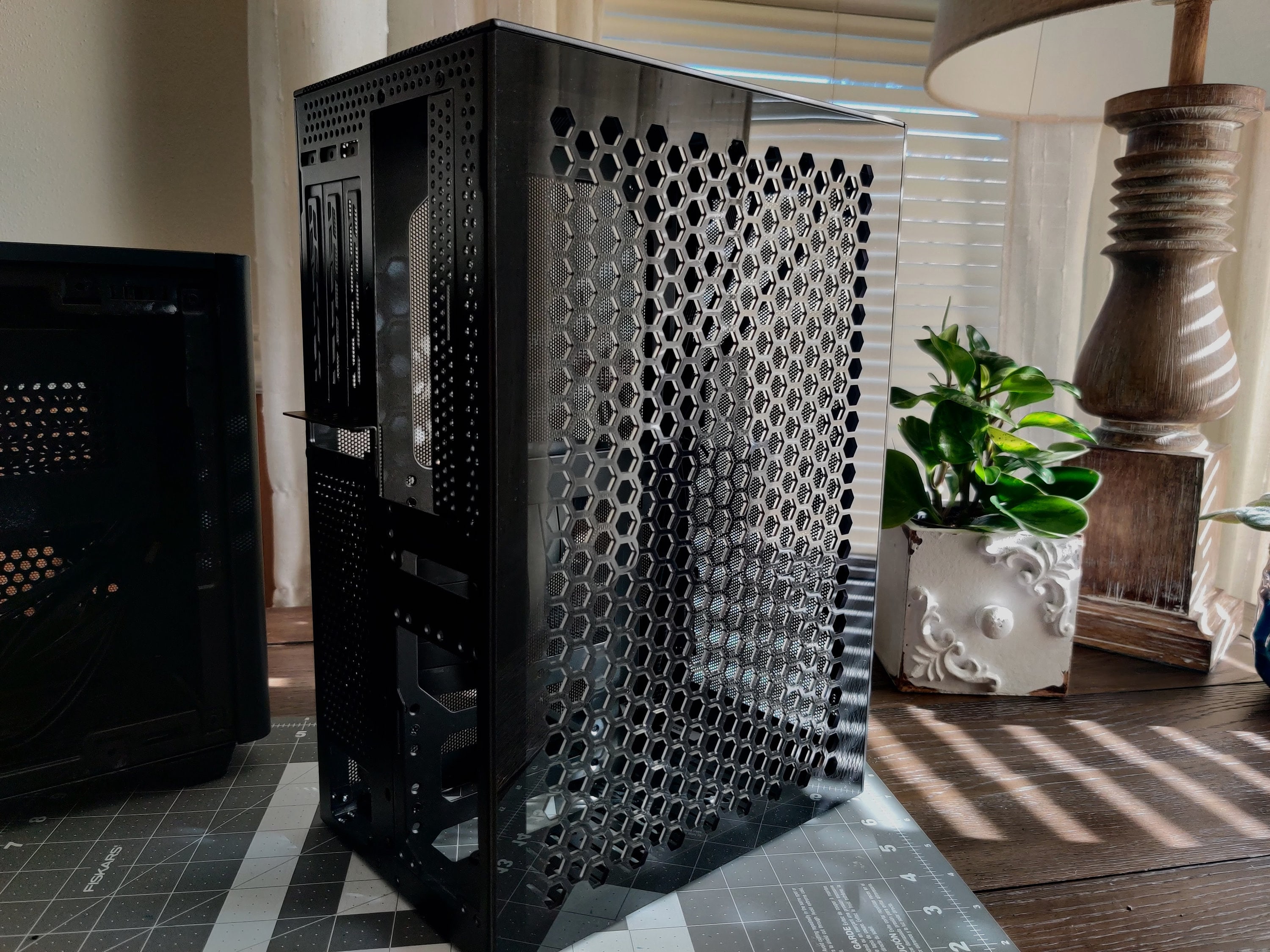 SSUPD Meshlicious Custom Vented Mesh Side Panel | Etsy Australia