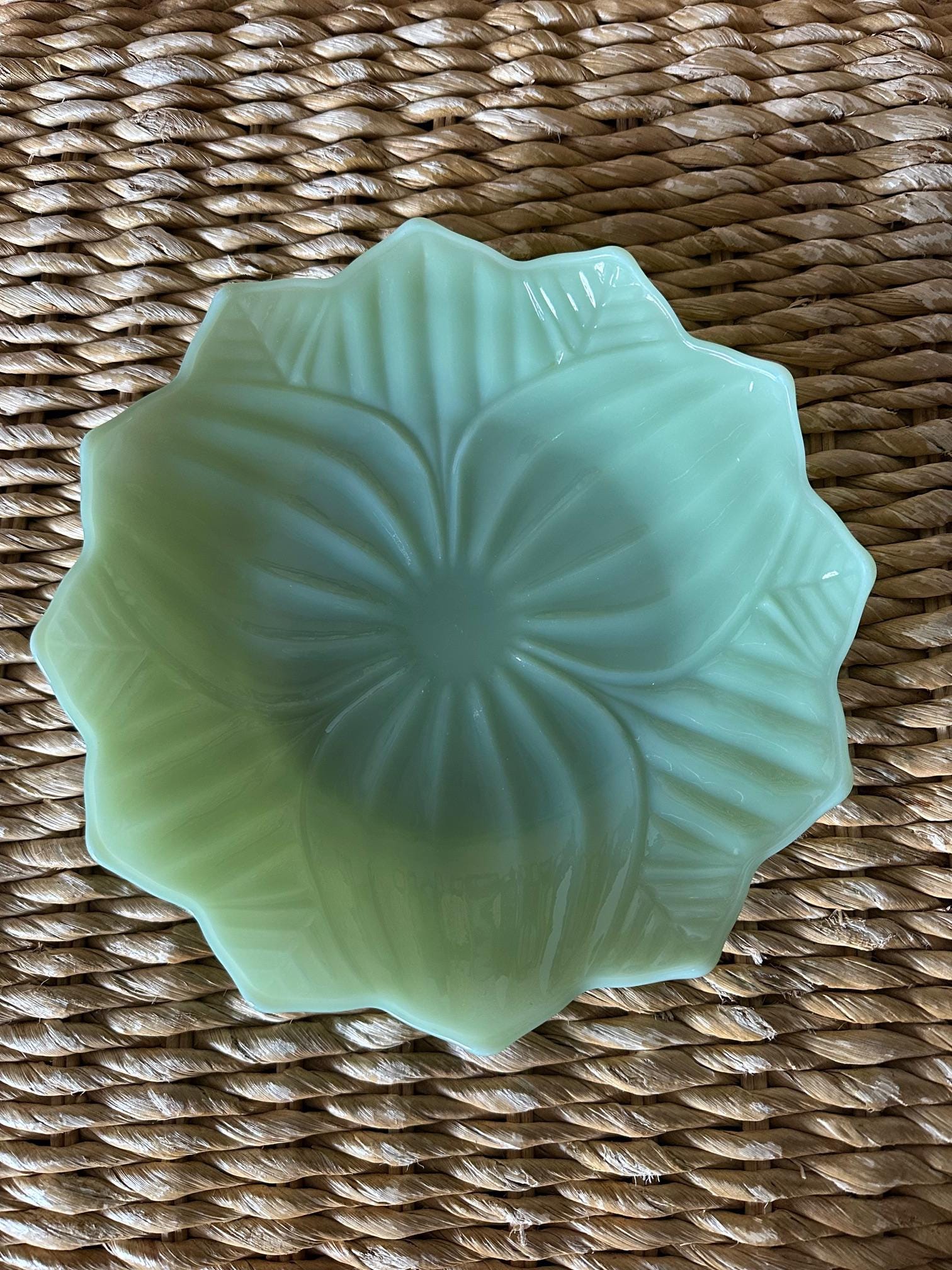 Vintage Jadeite Lotus Plate - Etsy