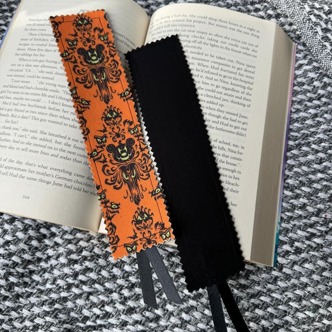 HM Mickey Fabric Bookmark | Wallpaper | Haunted | Phantom Manor ...