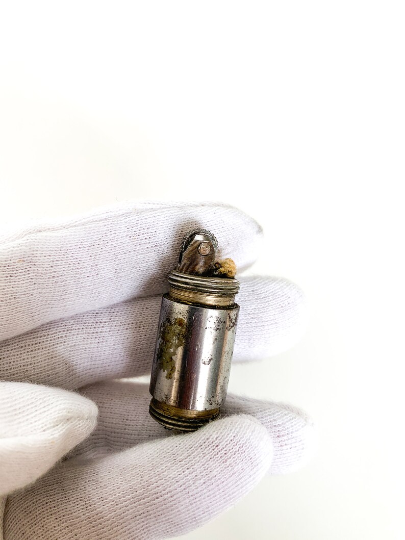 Vintage Antique Wwi,ww2 Metal Bullet Shaped Trench Art Cigarette ...