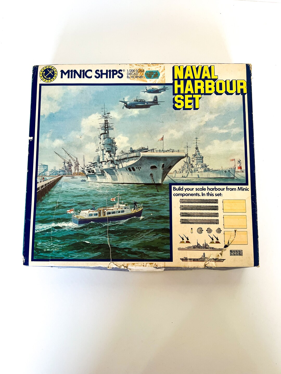 Hornby Minic Ships 1:1200 Scale Diecast M 904 Fleet Anchorage M 905 ...