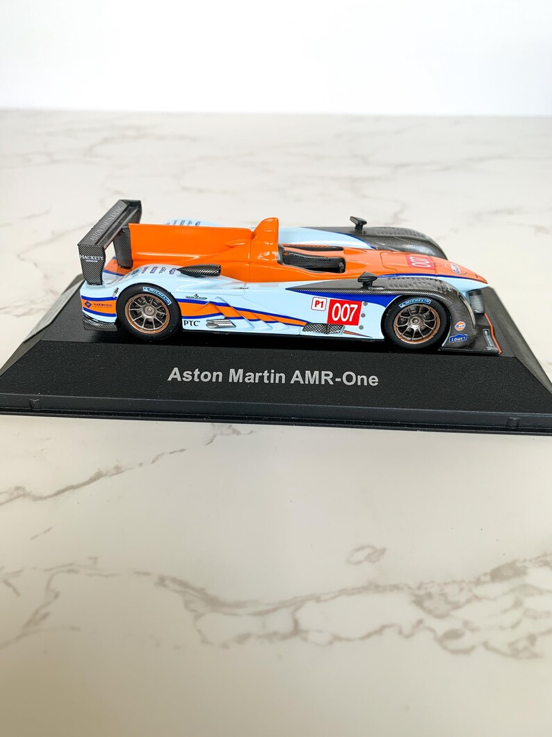 Minichamps Aston Martin AMR- One #007 Gulf Dealer- Limited Edition - Etsy