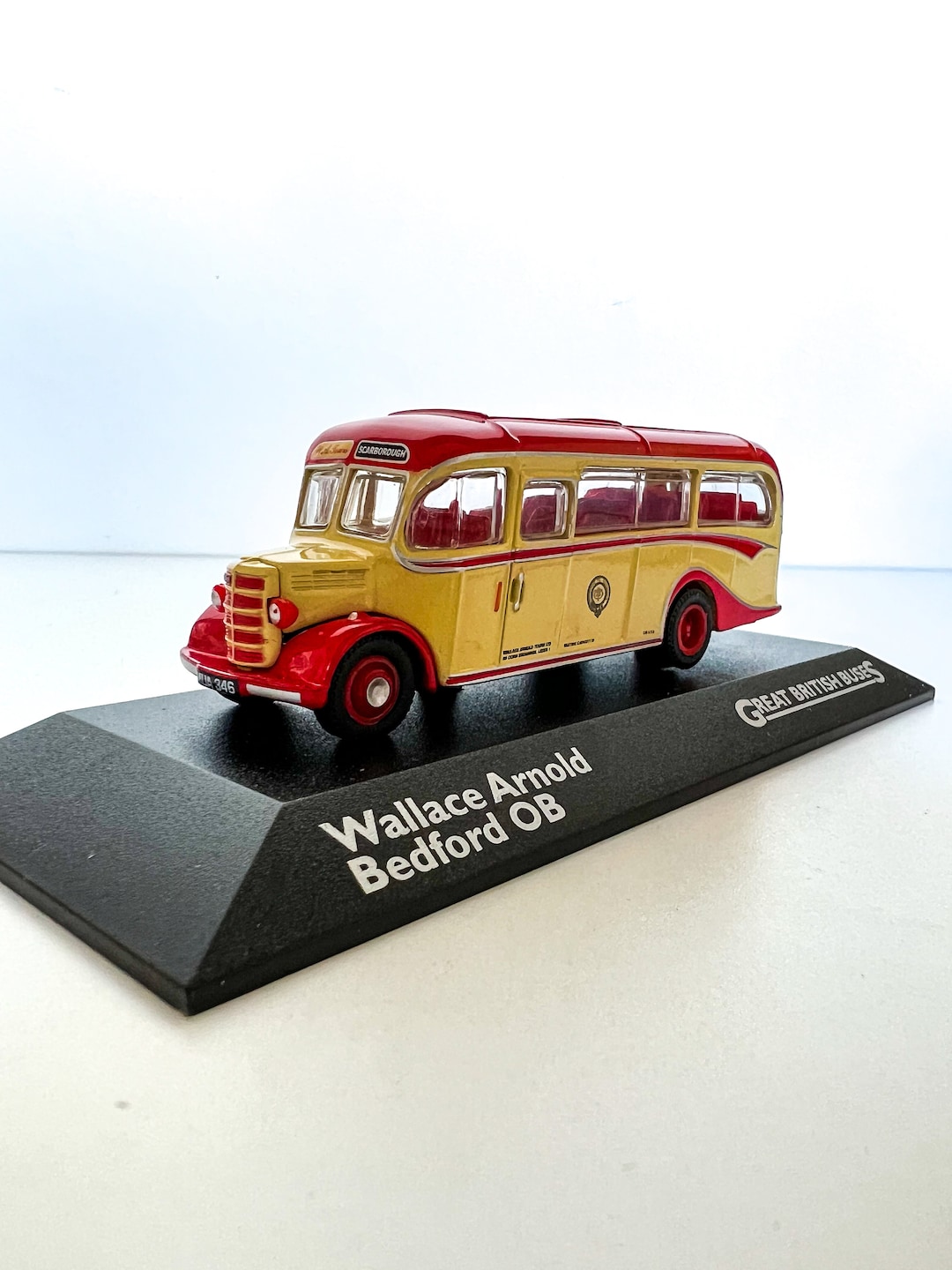 Great British Buses Atlas Series Wallace Arnold Bedford OB 1:76 Scale ...