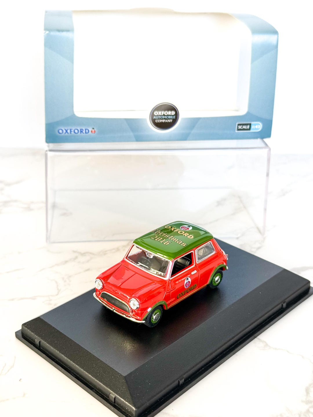 Oxford Diecast Mini Cooper Christmas 2016: 1/43 Scale Collectors Model ...