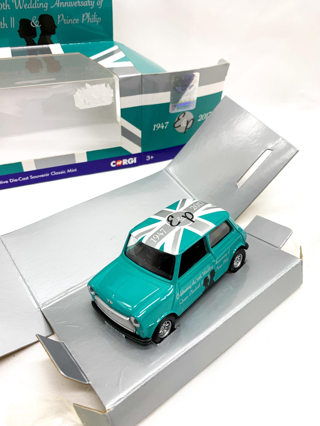 Corgi 1/36 Scale Austin Mini - 70th Anniversary of HM Queen Elizabeth ...