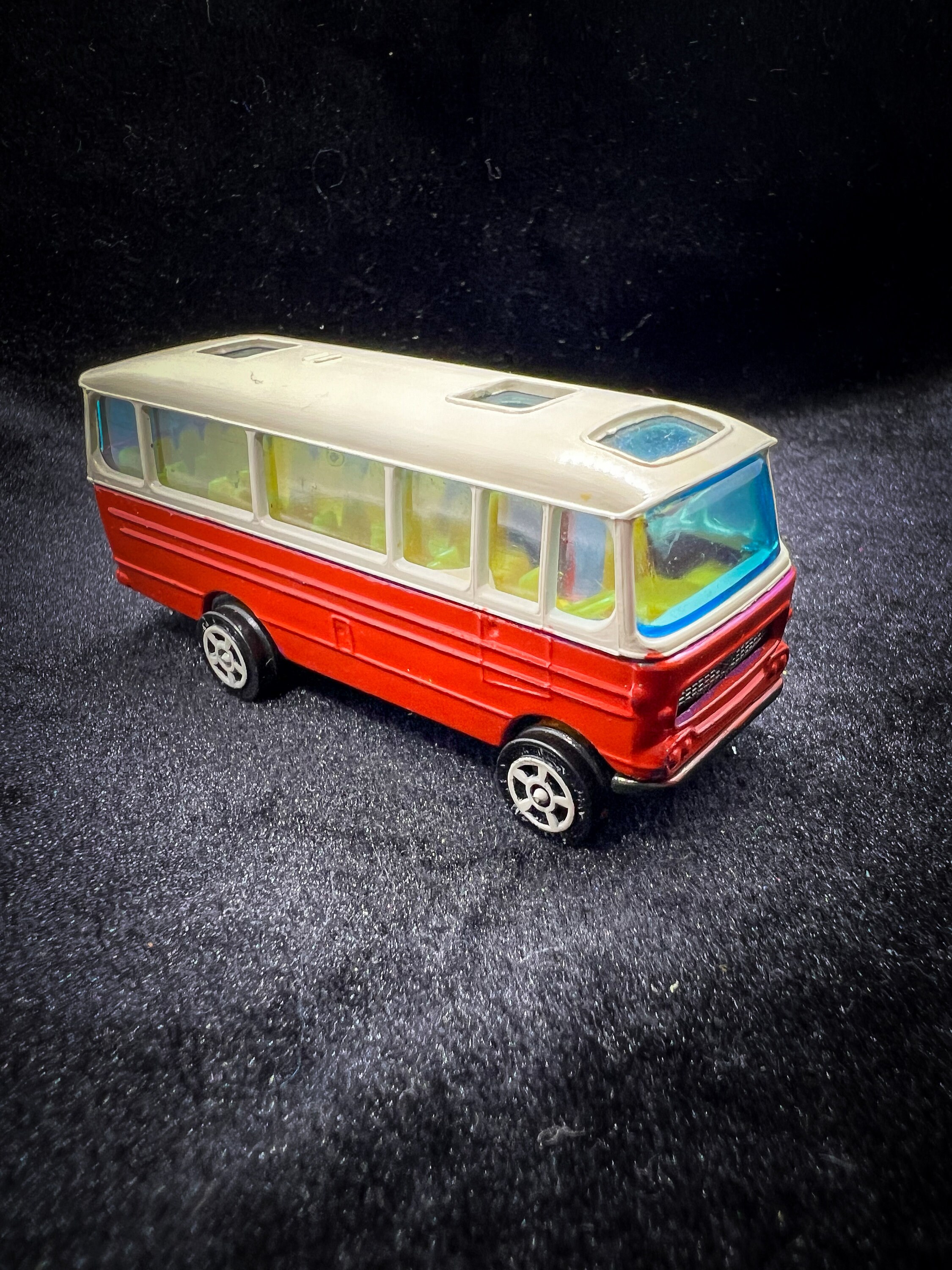 Corgi Juniors Duple Vista 25 Coach - Chrome Whizzwheels Vintage Diecast ...