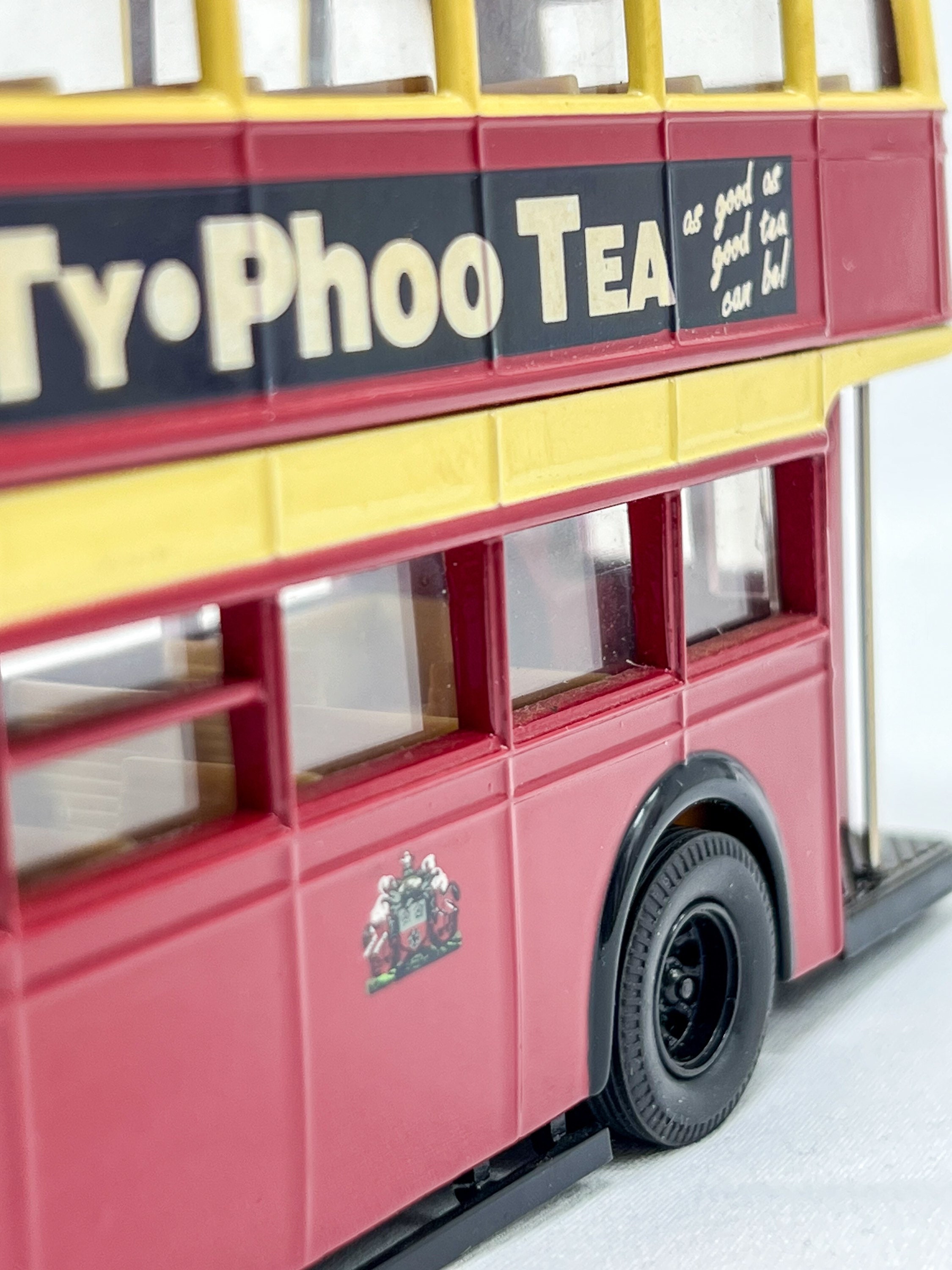 Corgi Classic Public Bus Utility Bus Arab Guy Southampton City ...