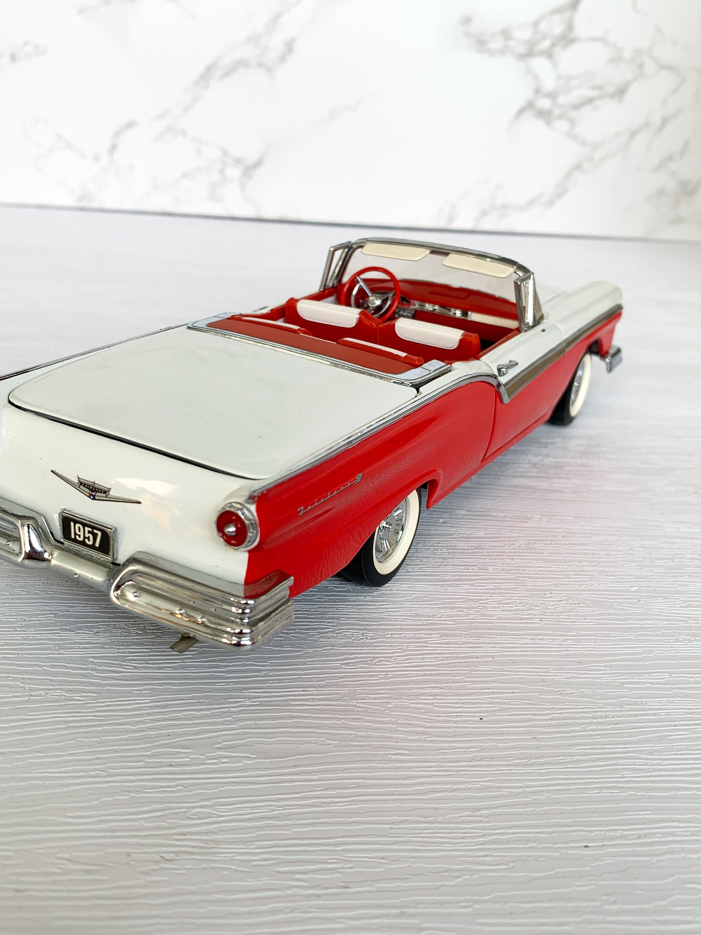 Franklin Mint 1957 FORD SKYLINER Convertible , Diecast Model Car 1/24 ...