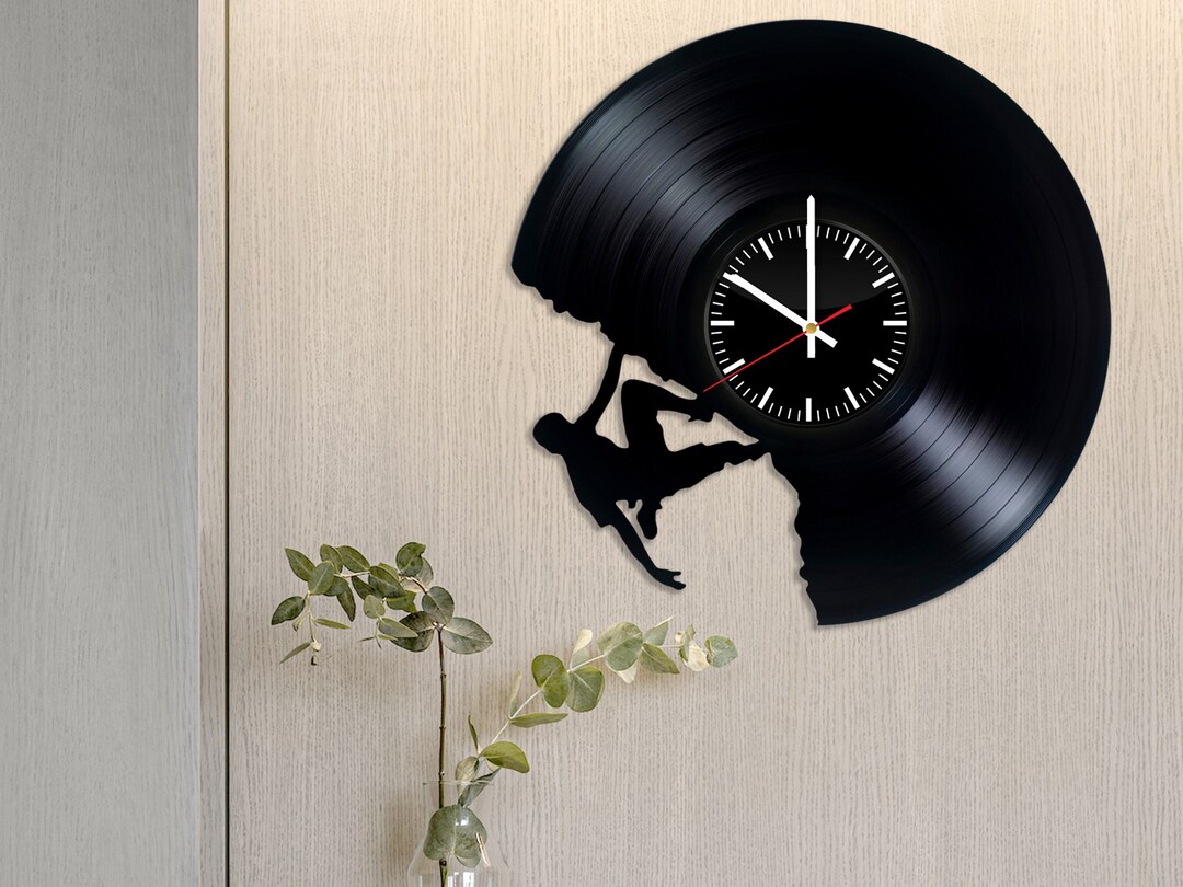 Born to Climb Vinyl Record Wall Clock, Climbing Wall Art Decoration ...