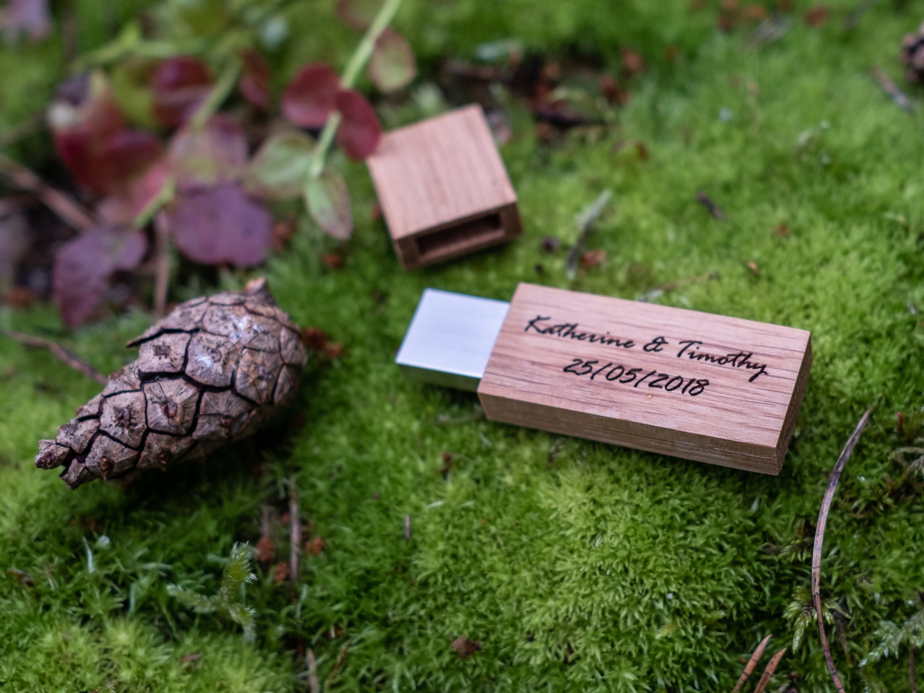 Natural Oak Solid Wood USB Box With Natural Oak USB Drive - Etsy