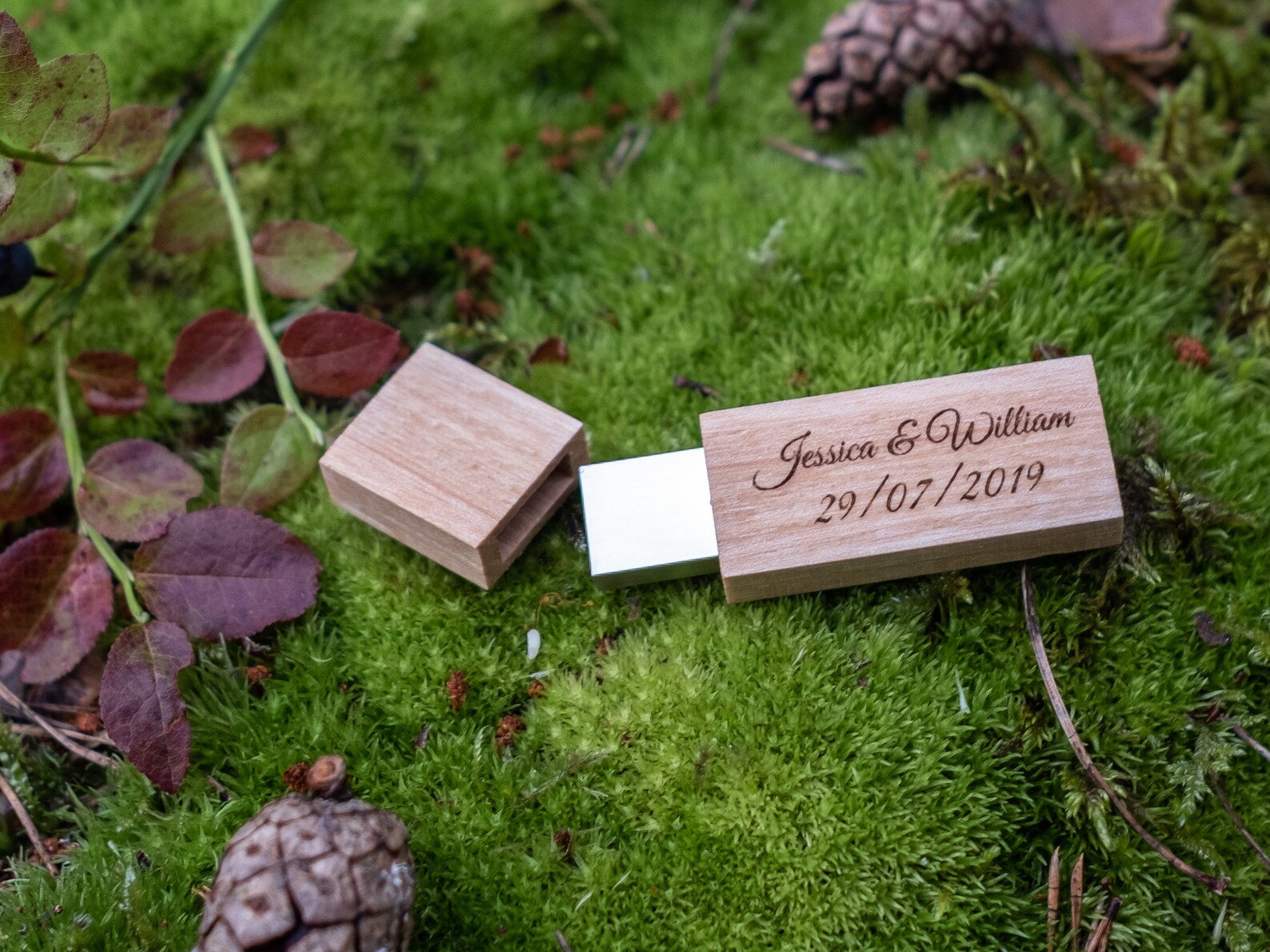 Set of 5 pcs. Natural ash wood USB custom engraved thumb | Etsy