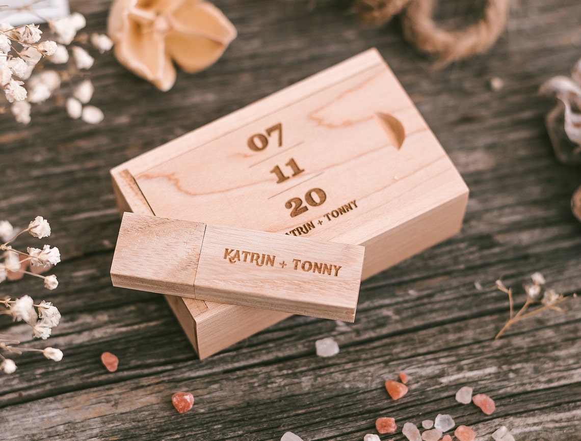 Natural Maple and Ash Solid Wood USB Box With Natural Ash USB Drive ...