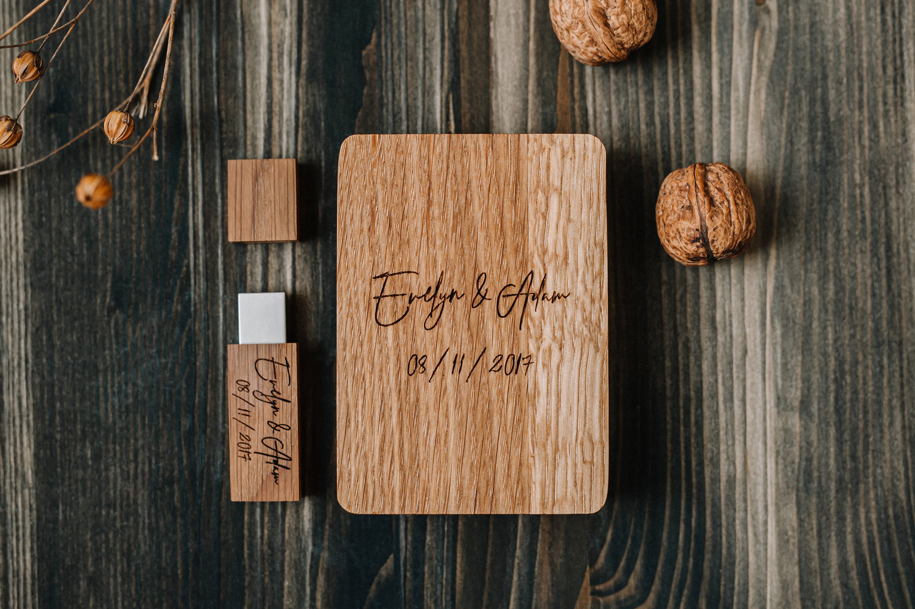 Natural Oak Solid Wood USB Box With Natural Oak USB Drive - Etsy
