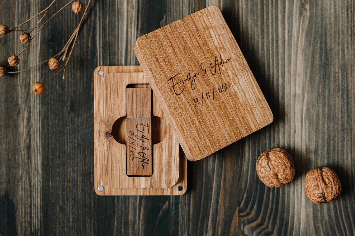 Natural Oak Solid Wood USB Box With Natural Oak USB Drive - Etsy