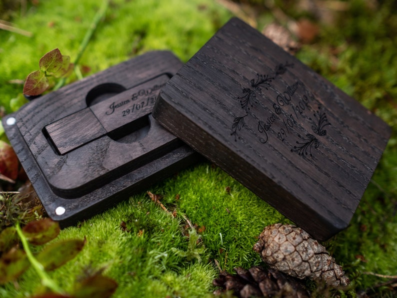 Dark Rustic USB 3.0 Fast Flash Drive With Custom Engraving - Etsy