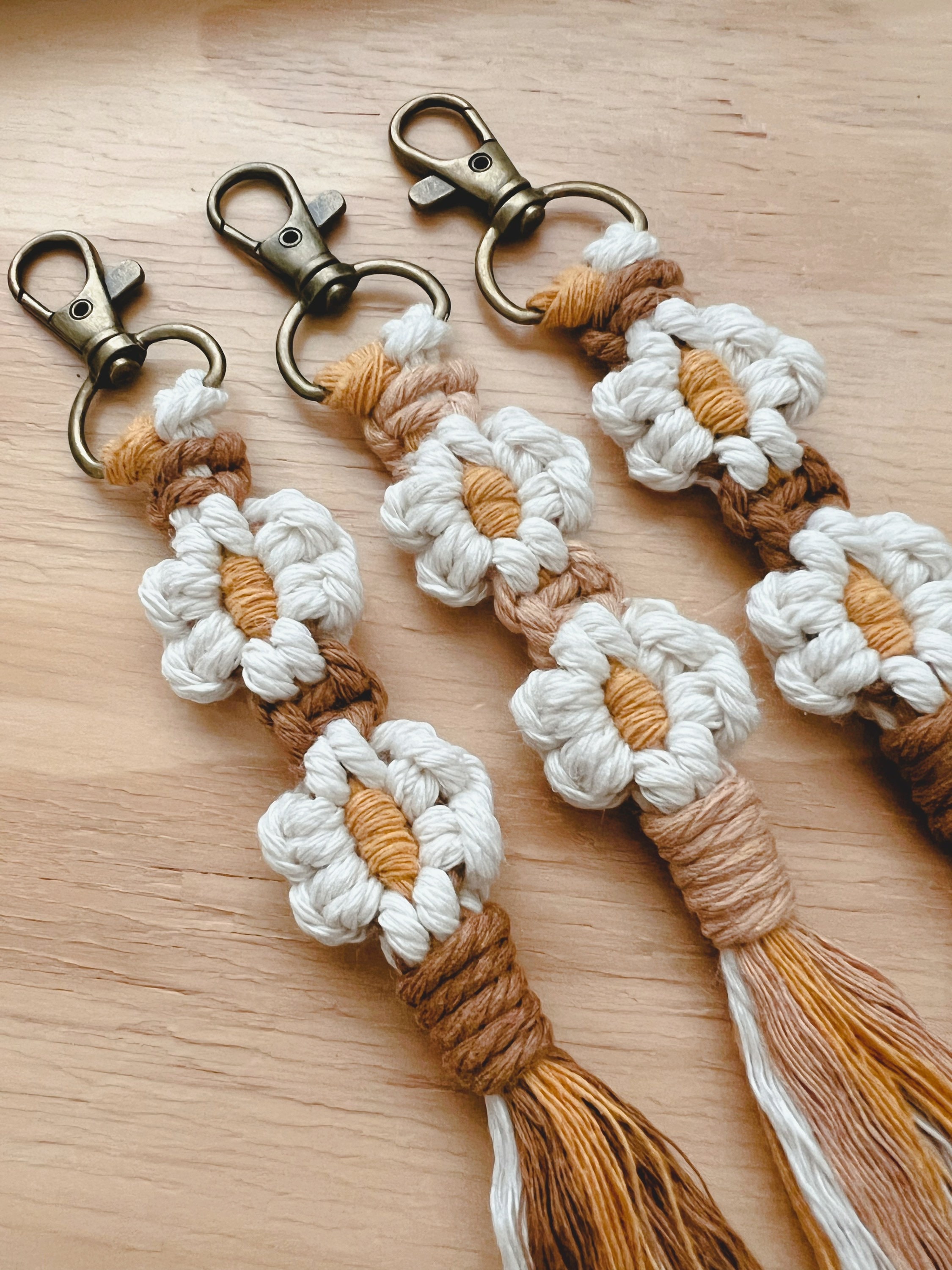 Macrame Flower Keychain - Etsy