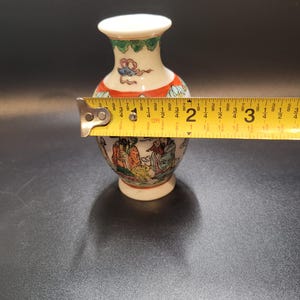 Vintage Small Chinese Porcelain Vase Three Men and Scenery - Etsy