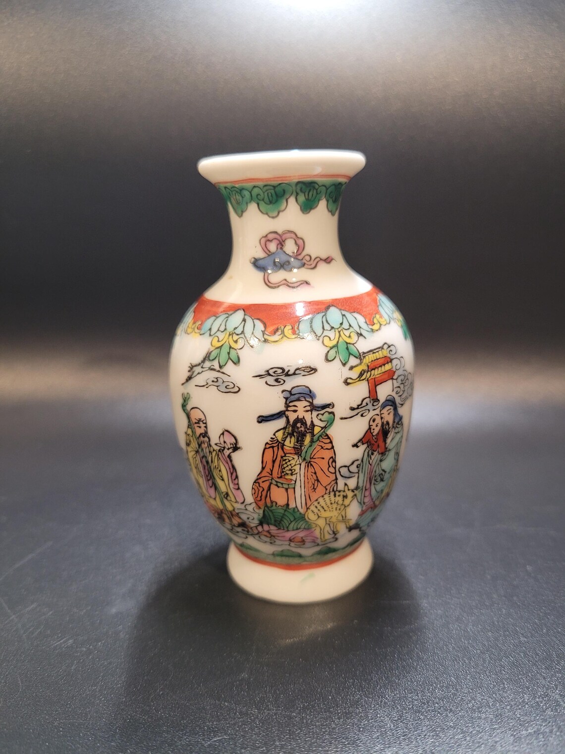 Vintage Small Chinese Porcelain Vase Three Men and Scenery - Etsy