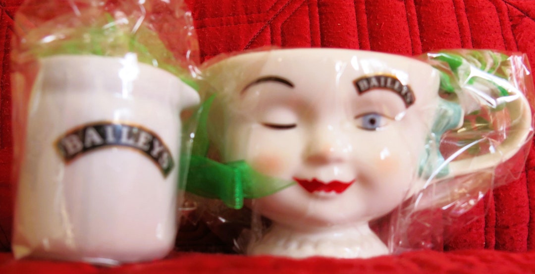 Baileys' Winking Eye Creamer & Sugar Set! Great Christmas or House ...