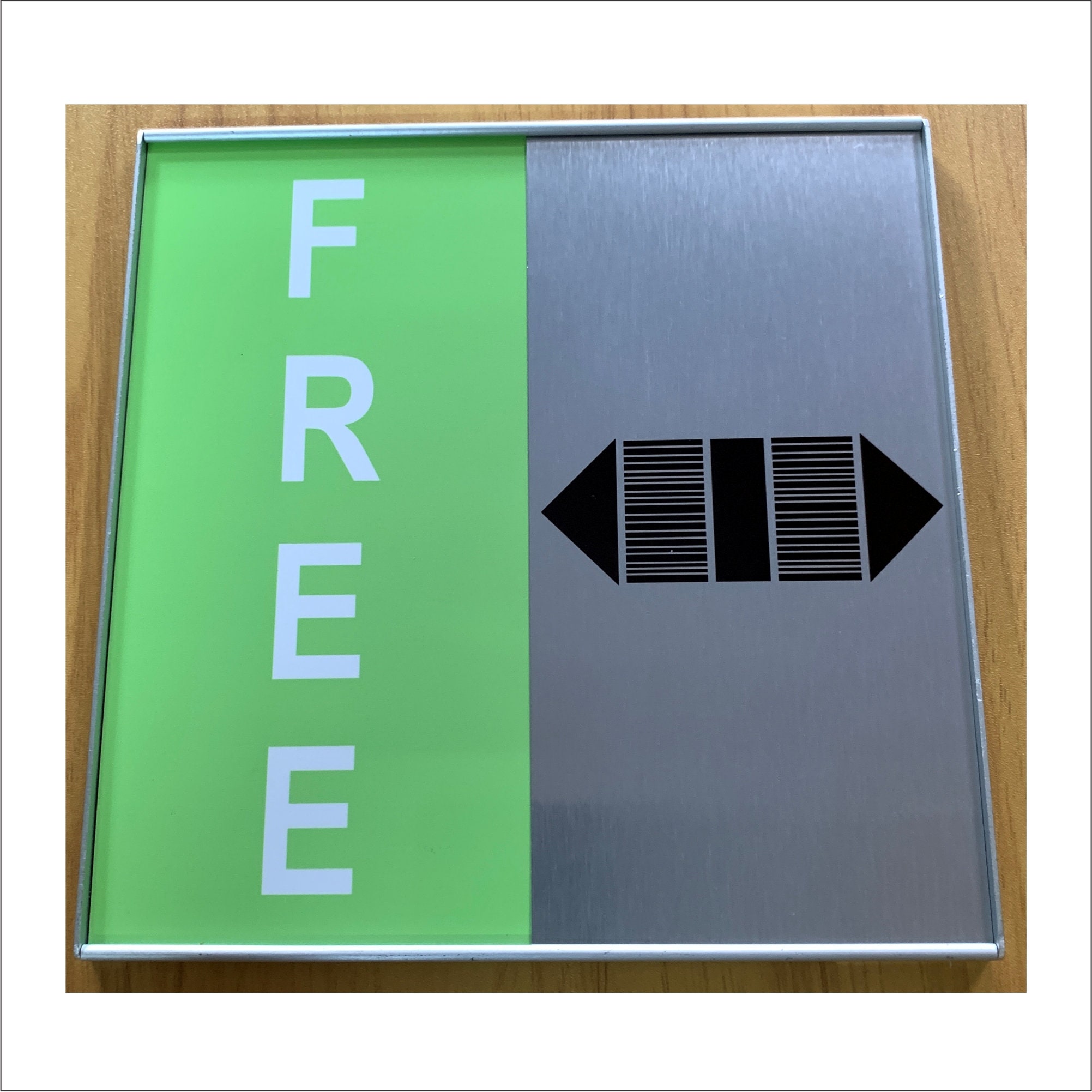 FREE | BUSY Slider Door Nameplate | Slider Name Plate | Office Door ...