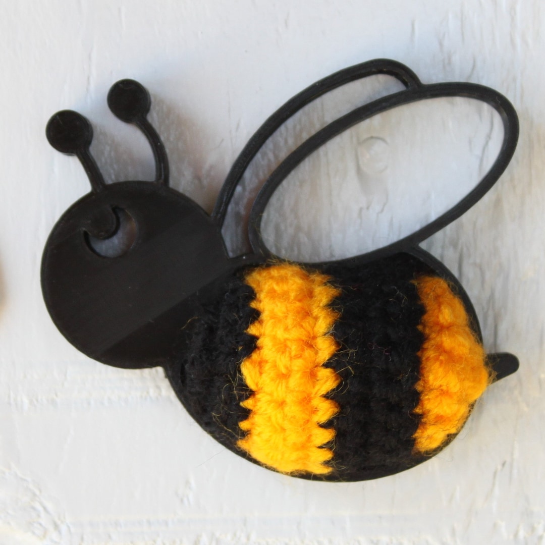 Crochet Bee Fridge Magnet: 3D Printed Amigurumi, Stocking Filler - Etsy UK