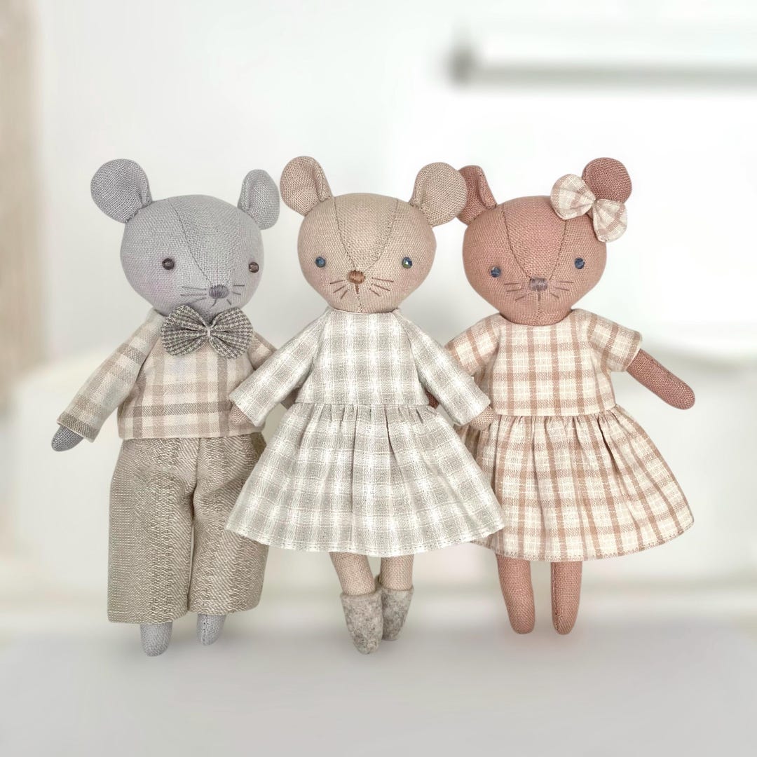 Linen Mouse Sewing Pattern – 7.5 Inch Mouse & 6-part Wardrobe Clothes ...
