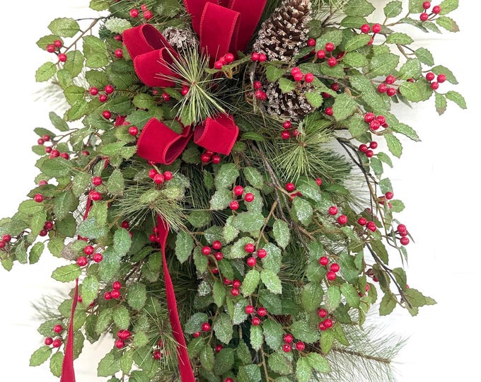 Holly Berry Swag, Christmas Swag, Pine Swag for Front Door, Teardrop ...