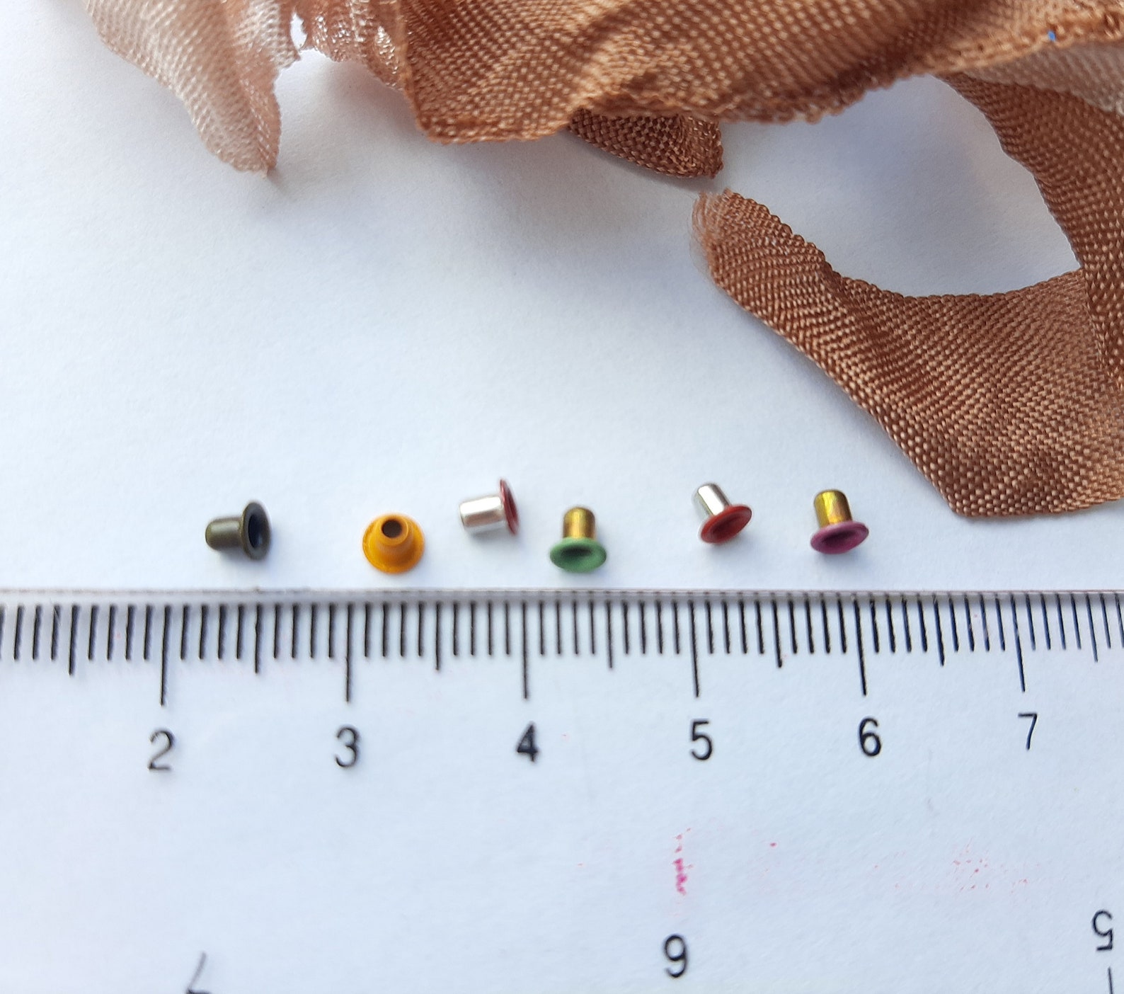 Mini Eyelet Grommets 1.5mm 10 Pcs Sewing Craft Doll Clothes Making ...