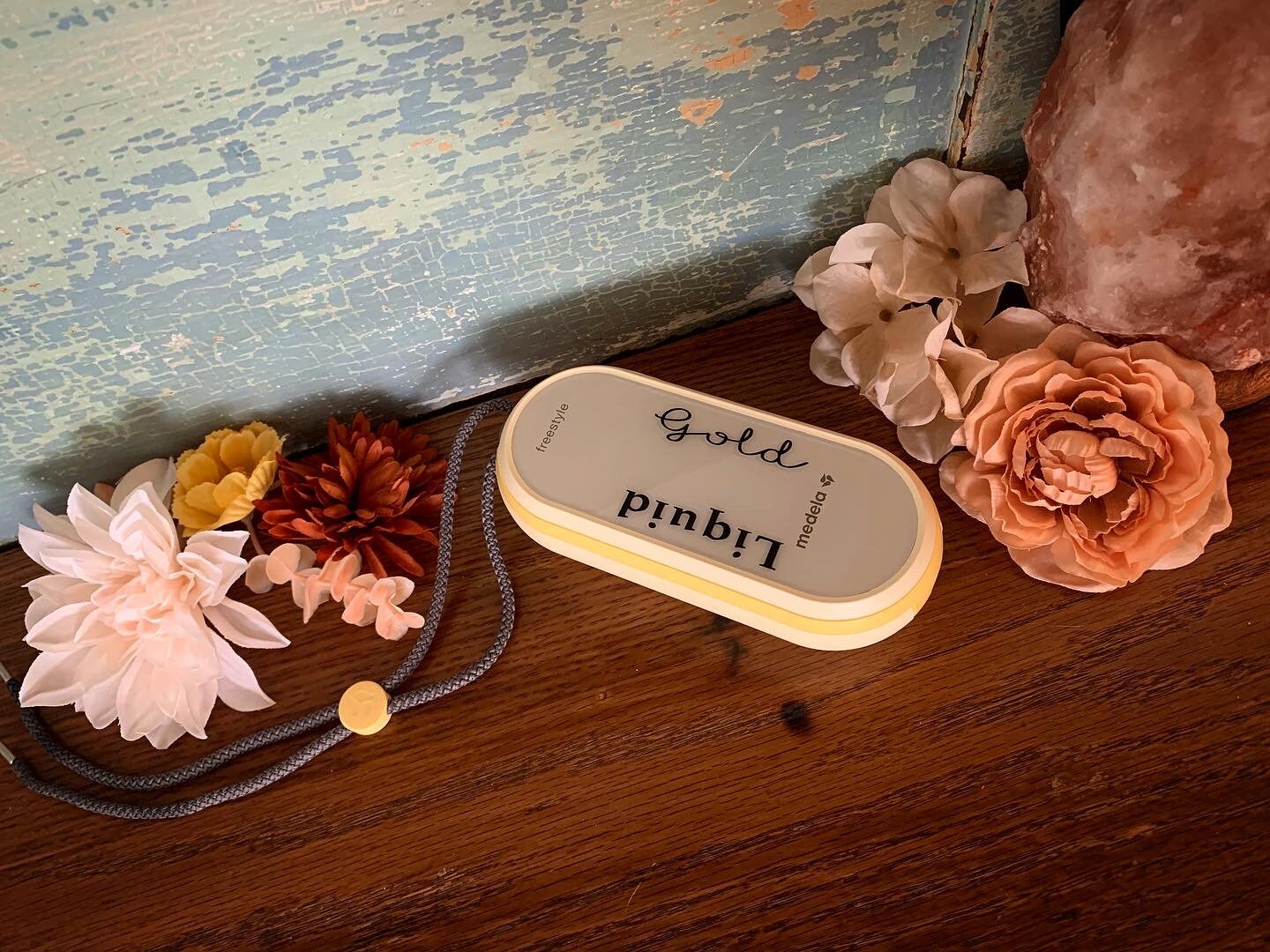 Liquid Gold Vinyl Decal, Freestyle Medela Pump Decal, Vinyl Sticker Set ...