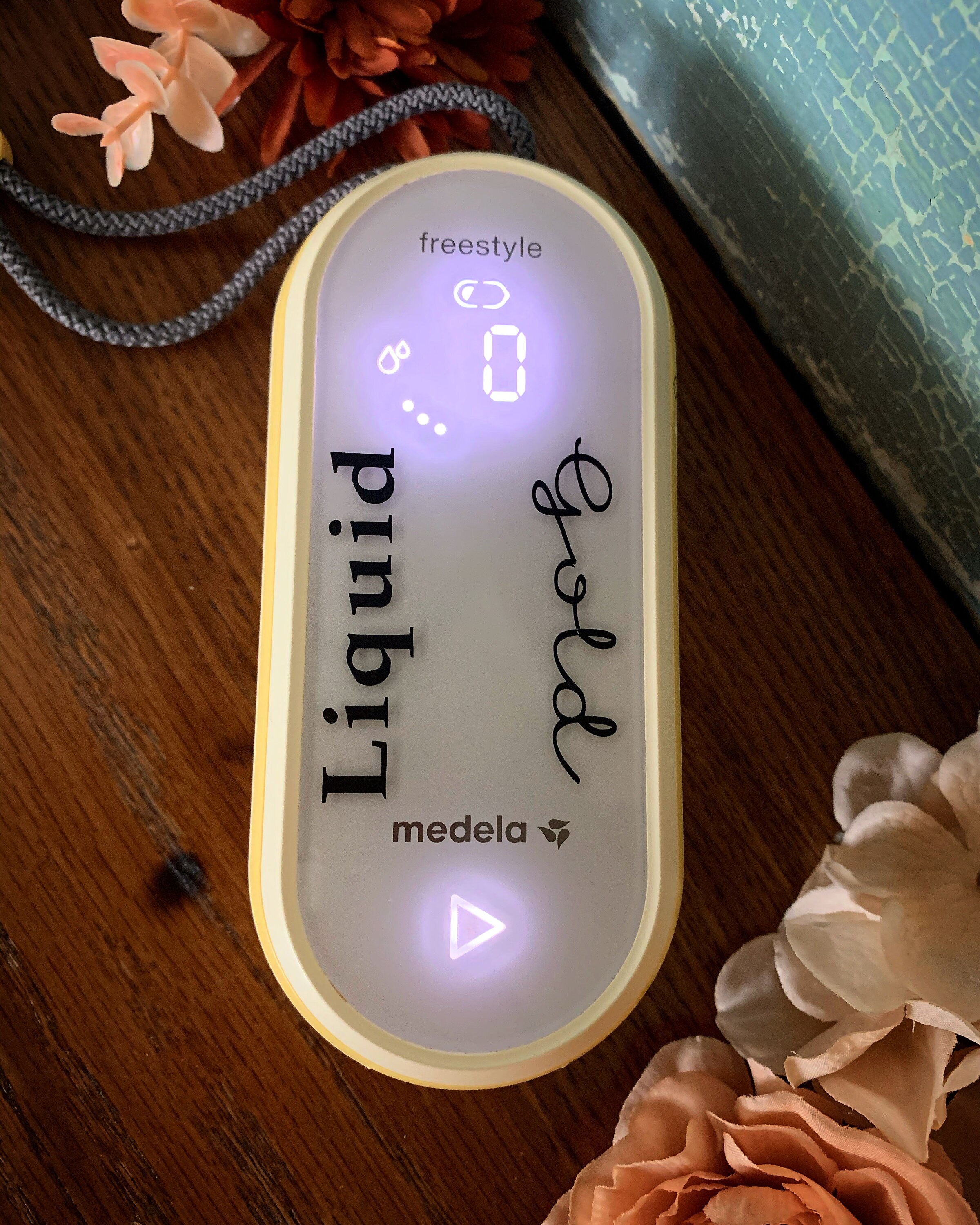 Liquid Gold Vinyl Decal, Freestyle Medela Pump Decal, Vinyl Sticker Set ...