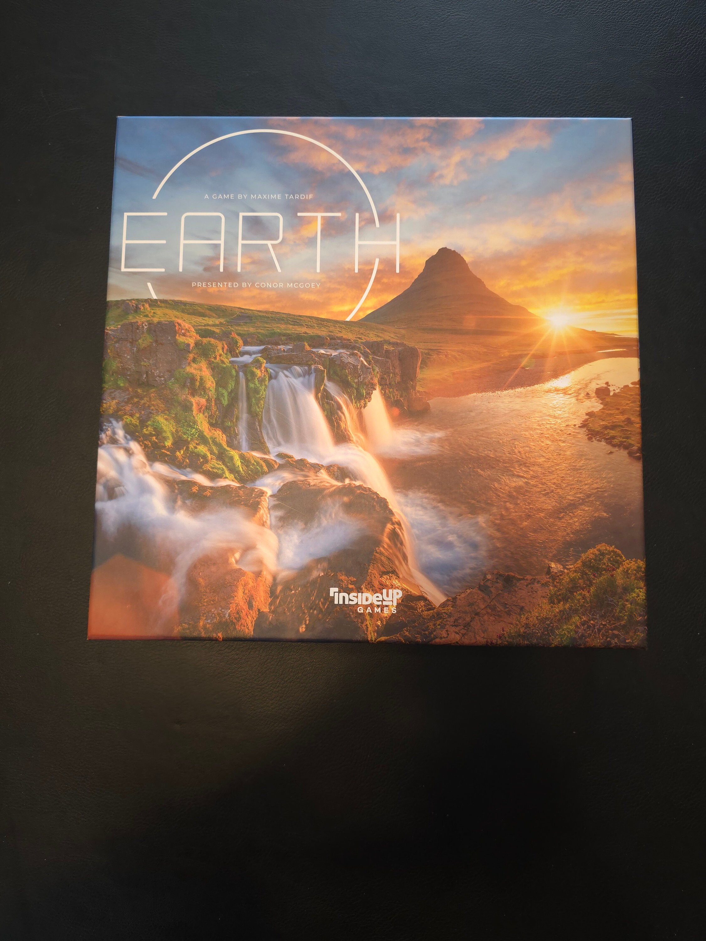 Earth 3D Printed Game Organizer (game Not Included) - Etsy