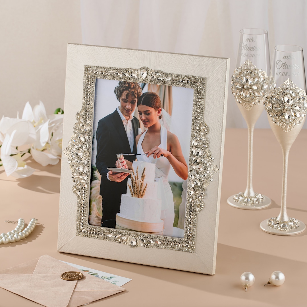 Wedding Picture Frame for Couples - Wedding and Anniversary Keepsake ...