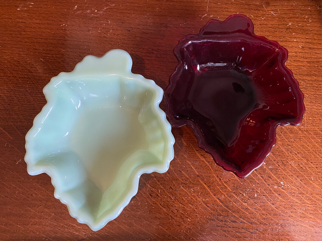 Vintage FIRE KING Jadeite & Ruby Red Food Safe Candy Bowls Set Trinket ...