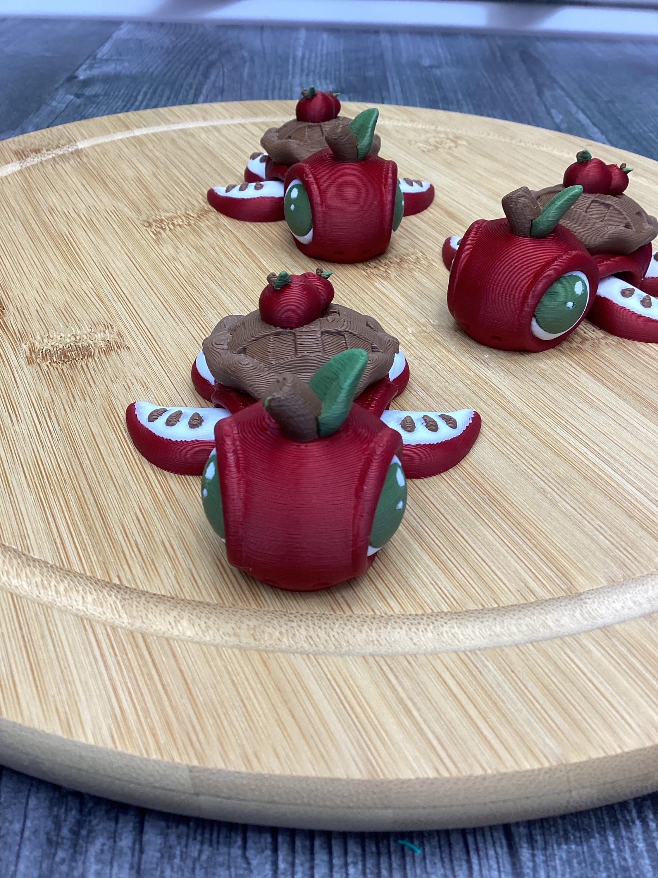 Apple Pie Turtle | 3D Printed Fidget Toy | Articulated Flexi Turtle ...