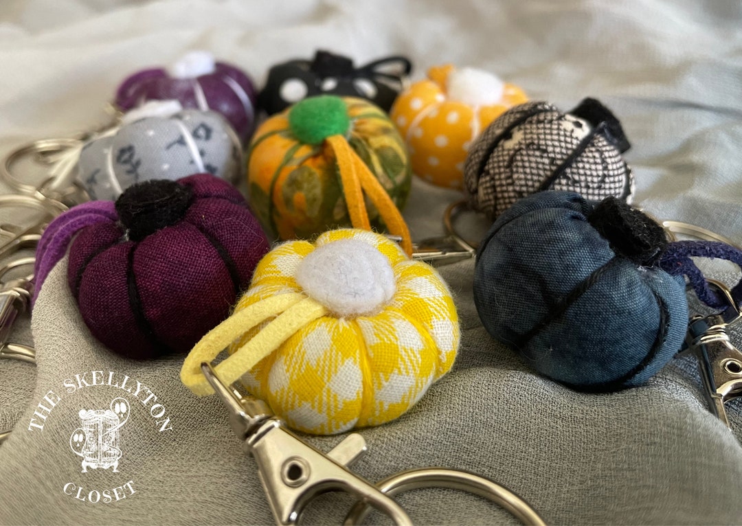 Pumpkin Keyrings // Autumn Keyring // Pumpkin Lover // Fall Keyring ...