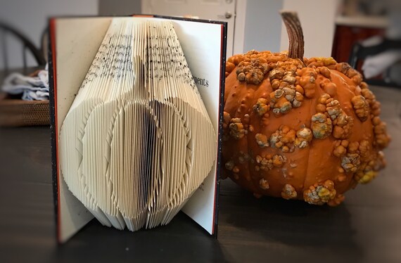 Margie's Easy DIY Pumpkin Book Folding Pattern | Etsy
