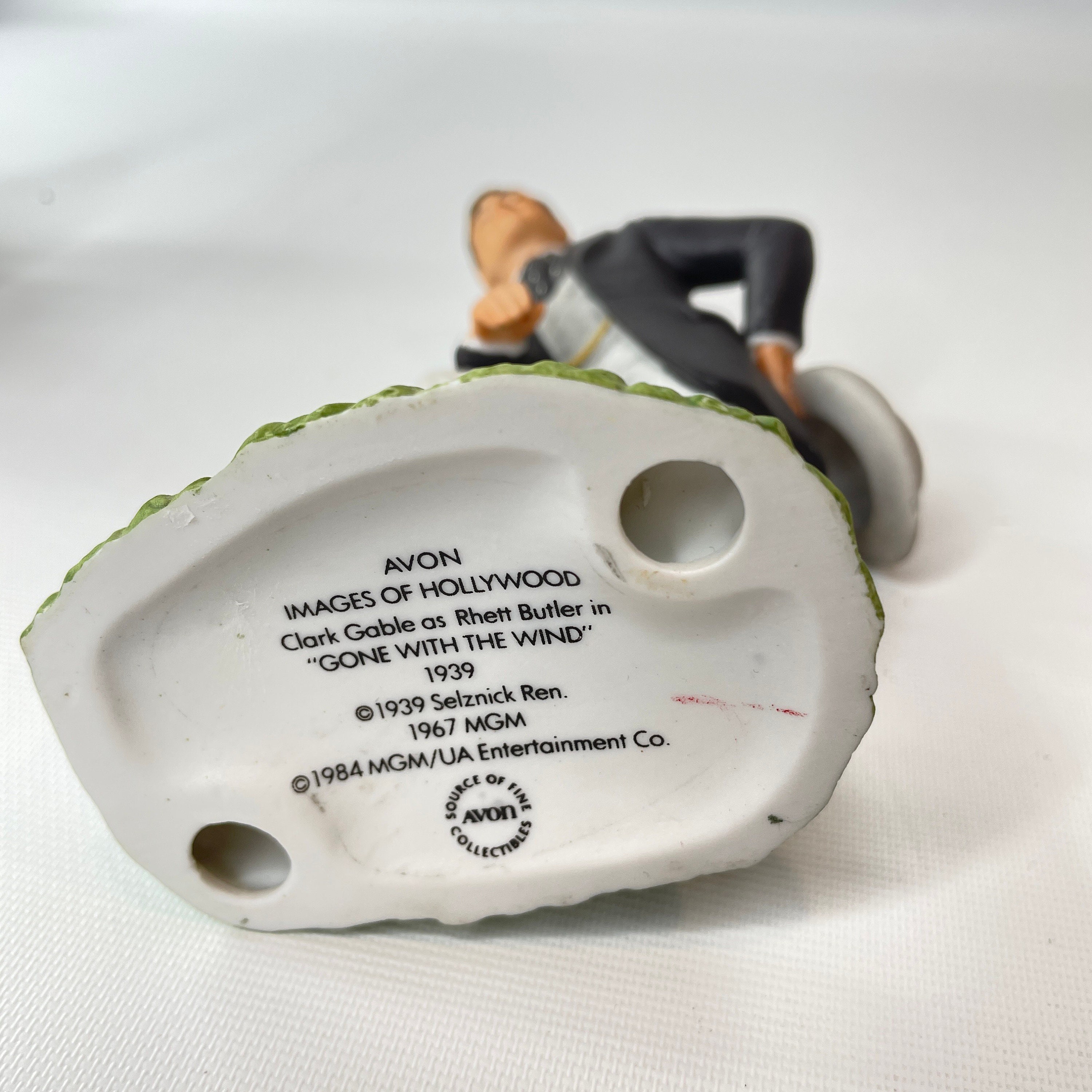 Avon Images of Hollywood Set of 2 Ceramic Figurines gone With the Wind ...