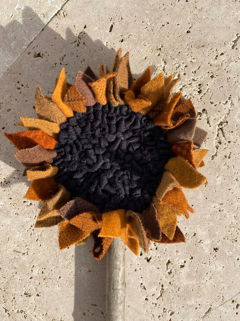 Hand Crafted Wool Sunflower Decor | Hooked Wool Flower With Natural ...