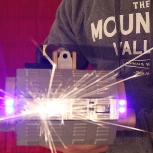 Spiderman Homecoming- Shocker Gauntlet Engineering Drawing - Shocker 3D ...