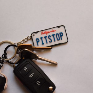 3D Printed Custom License Plate Keychain - Personalized Car Gift - Etsy