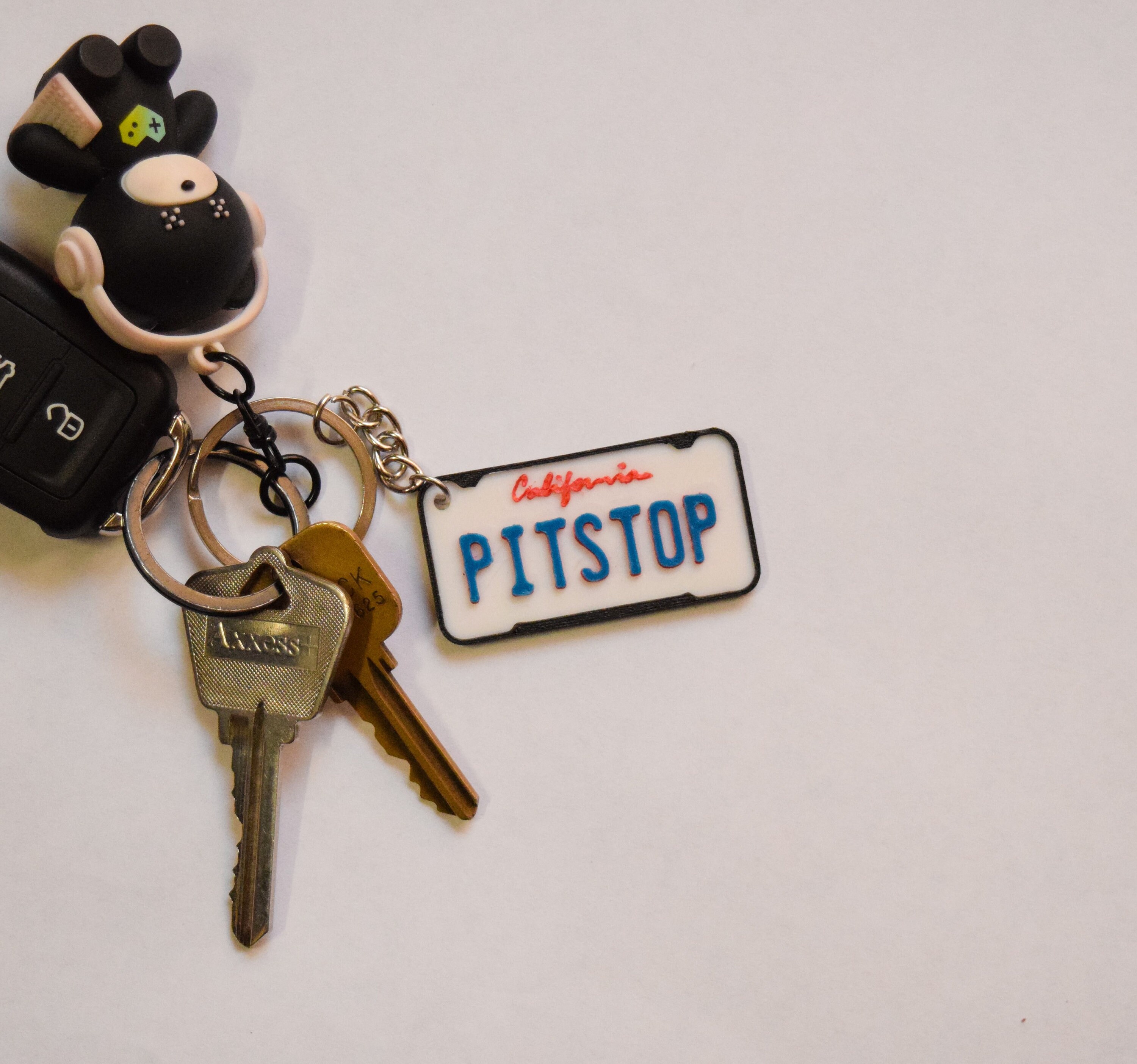 3D Printed CUSTOM License Plate Keychain - Car Gifts, College Gifts ...