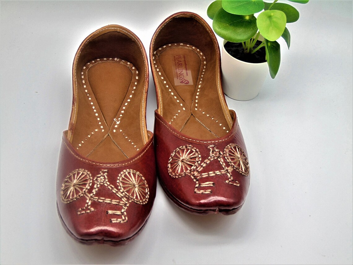 Ethnic Indian genuine leather handstitched shoes with | Etsy