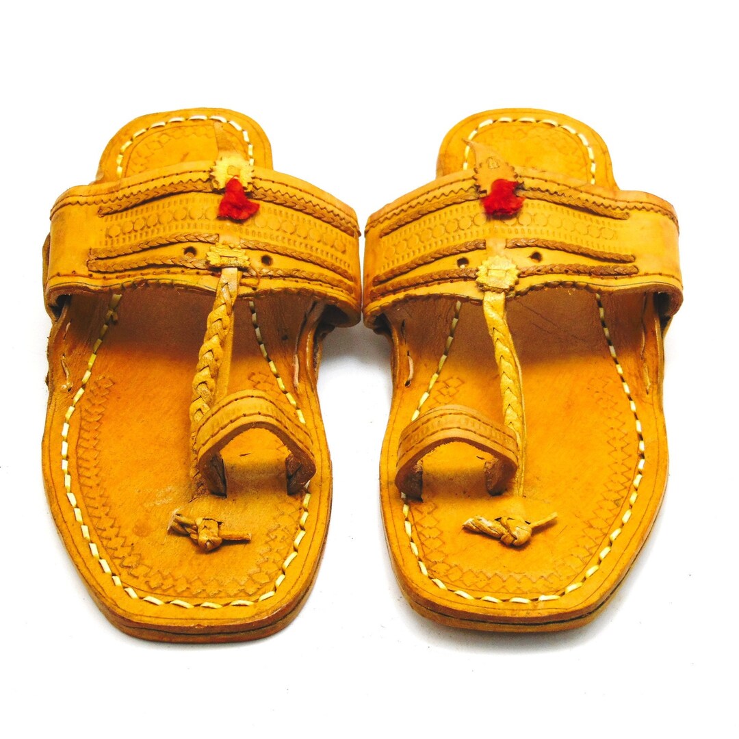 Ethnic Unisex Indian Kholapuri Toe Strap Leather Chappals/sandals ...