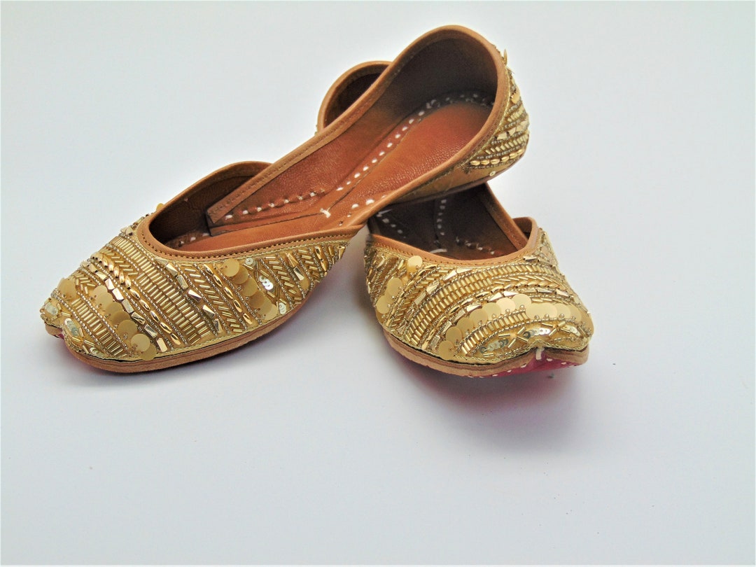 Ethnic Indian Genuine Leather Bridal Shoes With Embroidery Juti Khussa ...