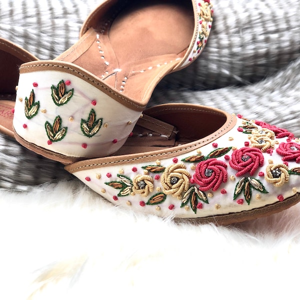 Indian Women Shoes Flats - Etsy