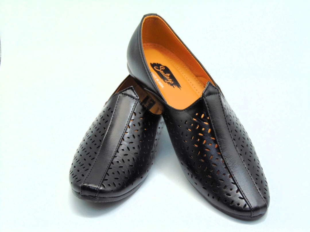 Men's Black Jutti Shoes: Ethnic Indian Mojari Khussa - Etsy