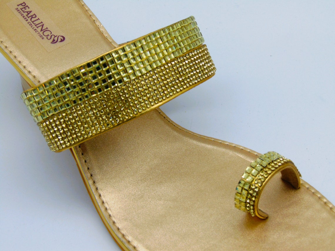 Gold Embroidery Ethnic Indian Toe Ring Shoes | Etsy