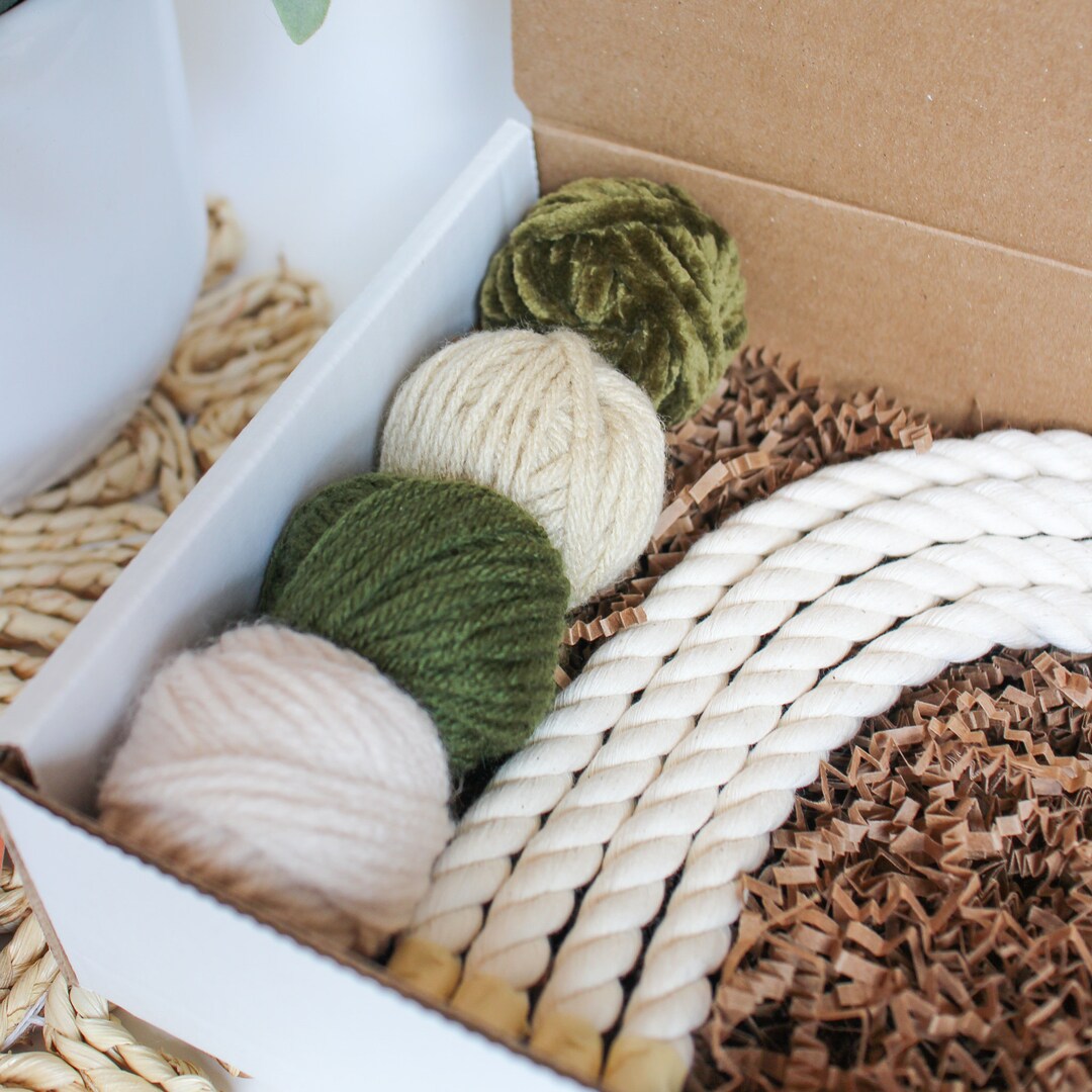 DIY Macrame Rainbow Kit, Make Your Own Rainbow Art, Rainbow Kit With ...